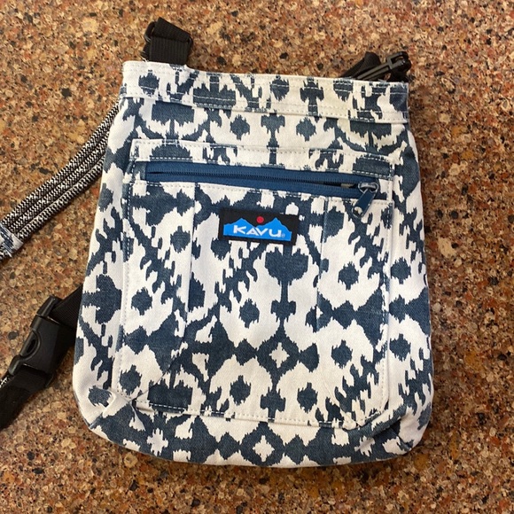 Kavu | Bags | Euc Kavu Crossbody Bag | Poshmark